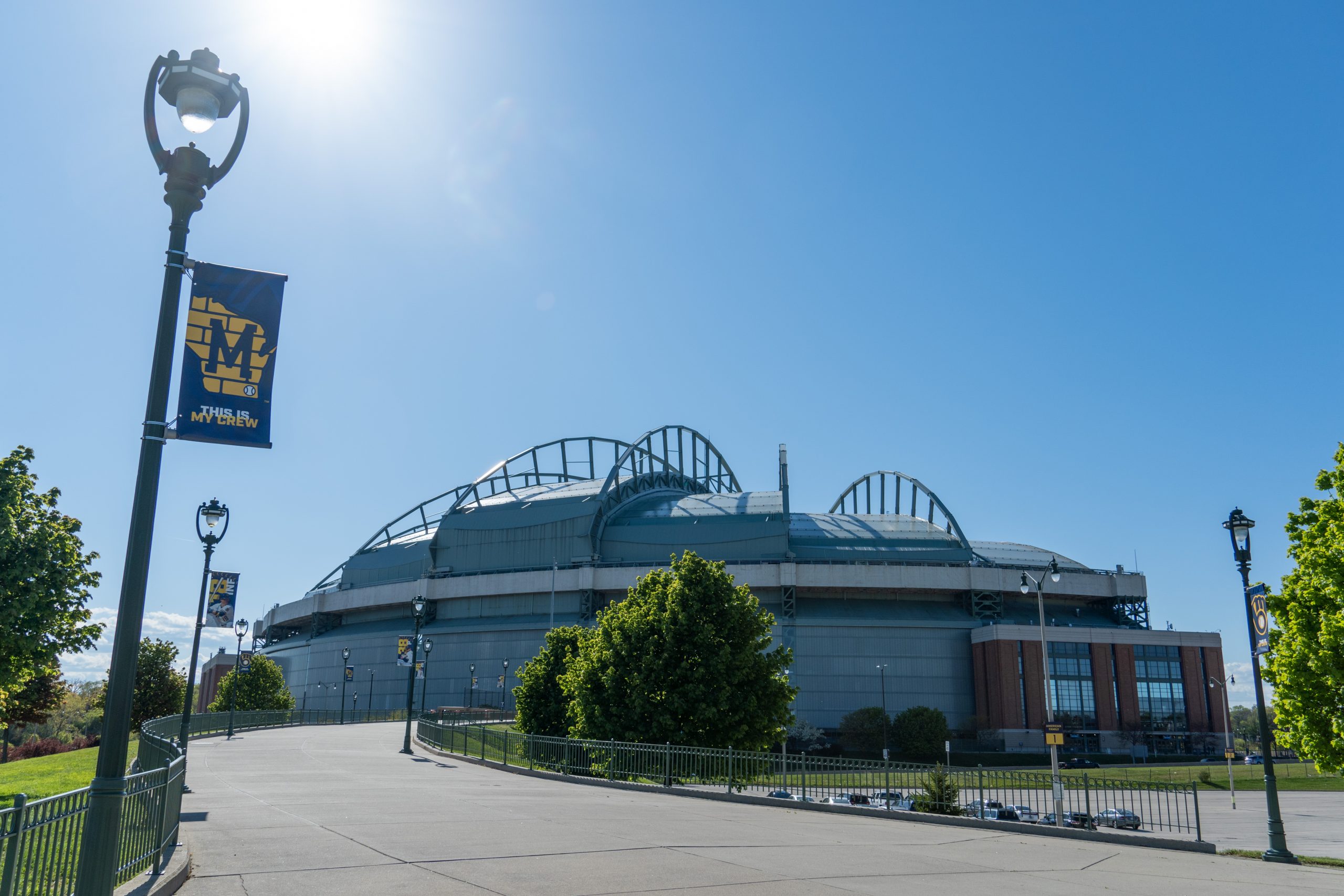 Ballpark Review: American Family Field (Milwaukee Brewers) – Perfuzion